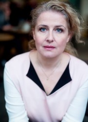 Christina Rainer : Agentur-Dietrich - Claudia Spies